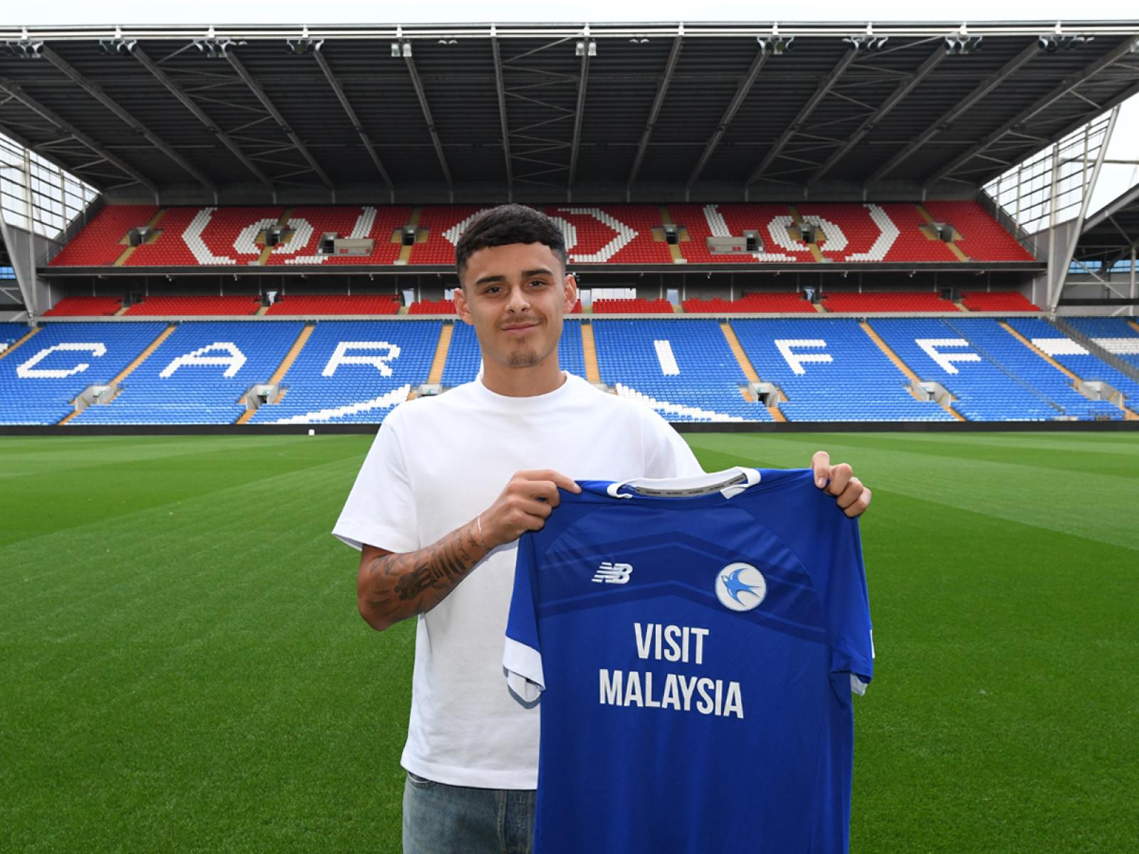 Alex Robertson is a Bluebird | Cardiff