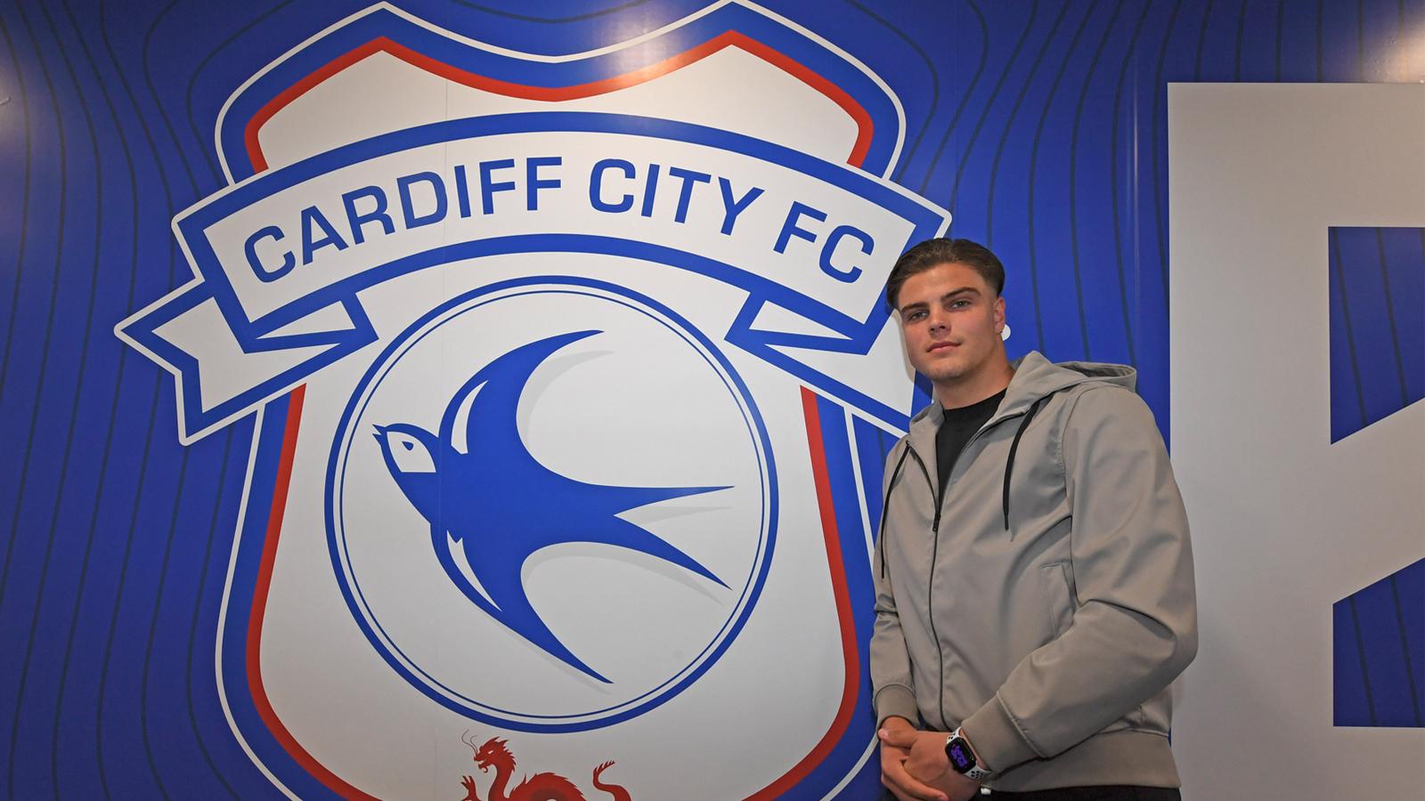Ollie Tanner joins the Bluebirds | Cardiff