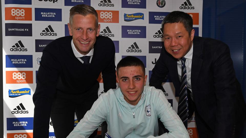 Academy | Joel Colwill signs first professional contract | Cardiff
