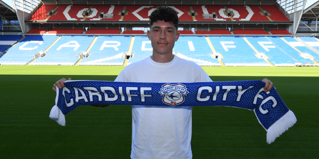 Young Bluebirds sign contracts with Cardiff City | Cardiff