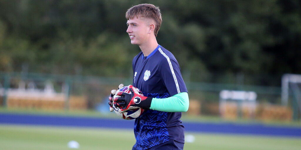 Jake Dennis joins Oldham Athletic on loan | Cardiff